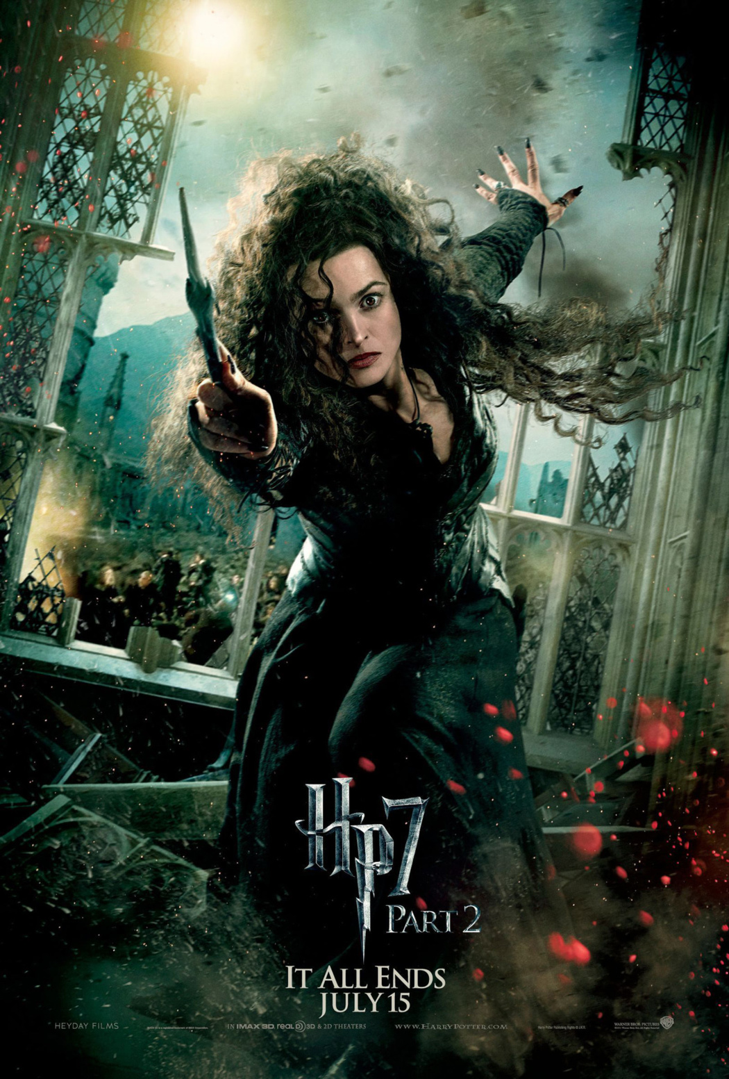 Molly Weasley fights Bellatrix Lestrange (Deathly Hallows: Part 2 video ...
