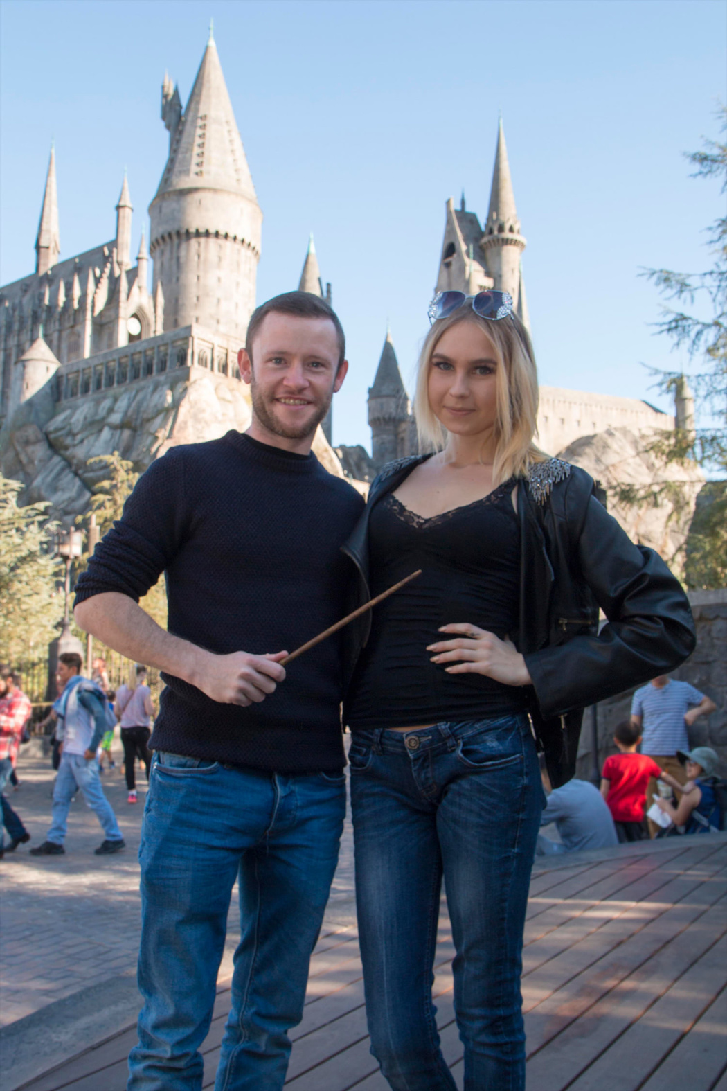 Devon Murray Kids – ‘Harry Potter’ Star Devon Murray and Girlfriend ...