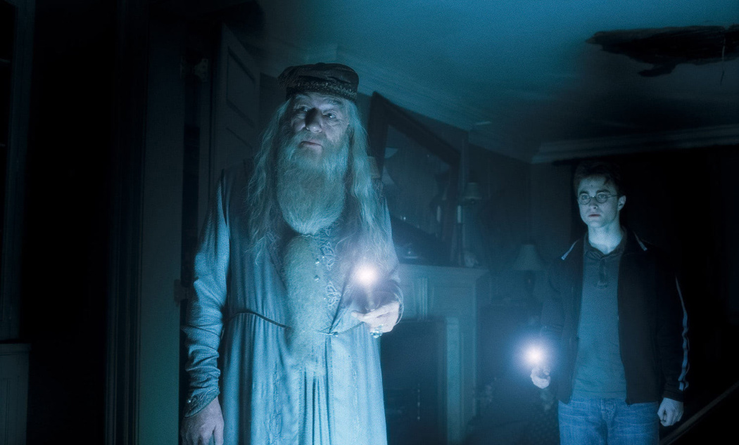 Harry and Dumbledore in the cave (Thai 20th anniversary editions ...