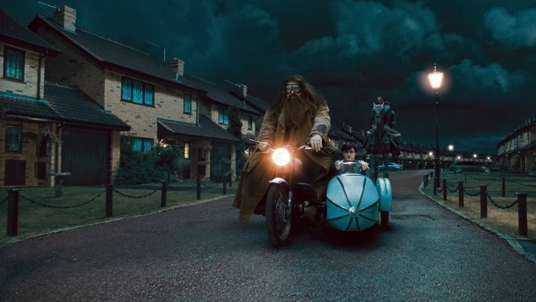 Hagrid and Harry escape Privet Drive — Harry Potter Fan Zone