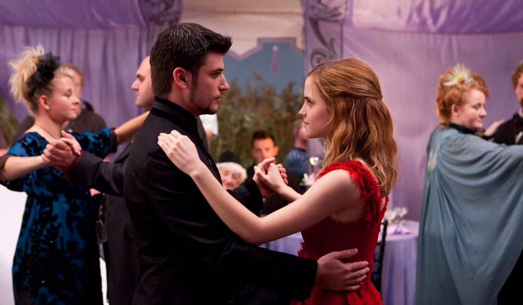 Viktor Krum and Hermione Granger dance at the wedding — Harry Potter ...