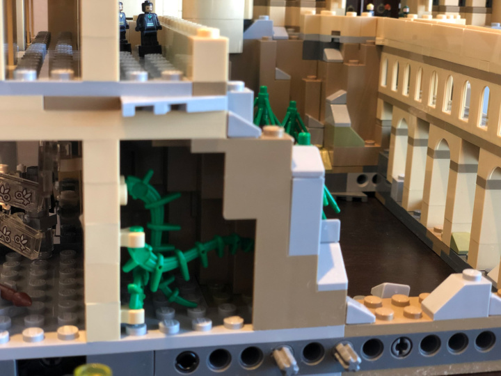 LEGO Hogwarts Castle (71043) Devil’s Snare room — Harry Potter Fan Zone