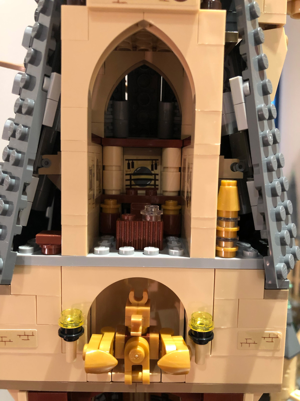 Review: building the epic 6000-piece Hogwarts Castle LEGO — Harry ...