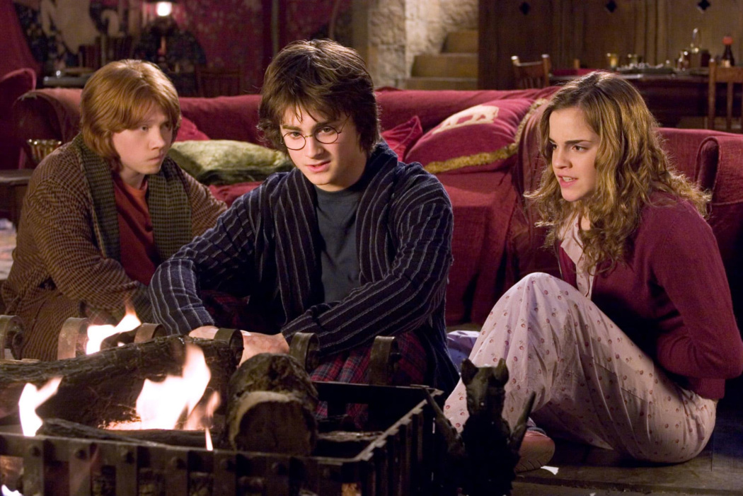 The trio in the Gryffindor Common Room — Harry Potter Fan Zone