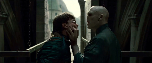 Voldemort grabs Harry’s face — Harry Potter Fan Zone
